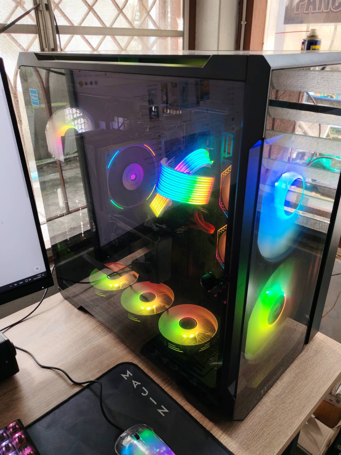 Case Thermaltake view 51 - Overclockzone.com ชุมชนคนไอที ที่ใหญ่ที่สุดในเมืองไทย