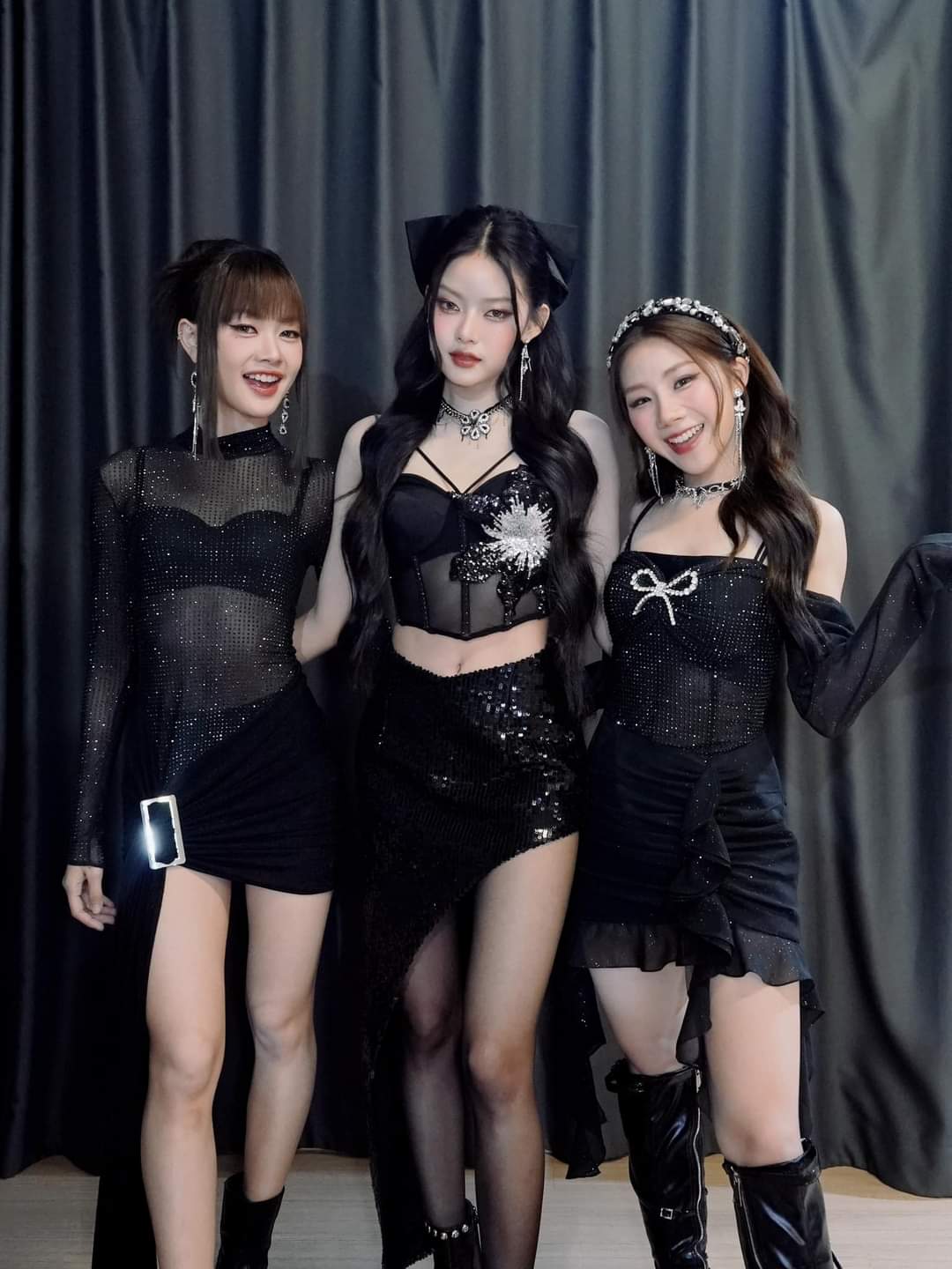 3 สาว PiXXiE 2 รูป