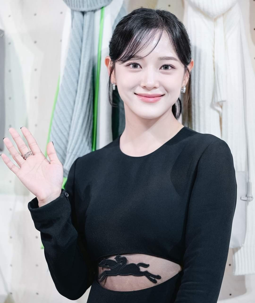 Kim Sejeong 1 Set (Longchamp Taiwan)